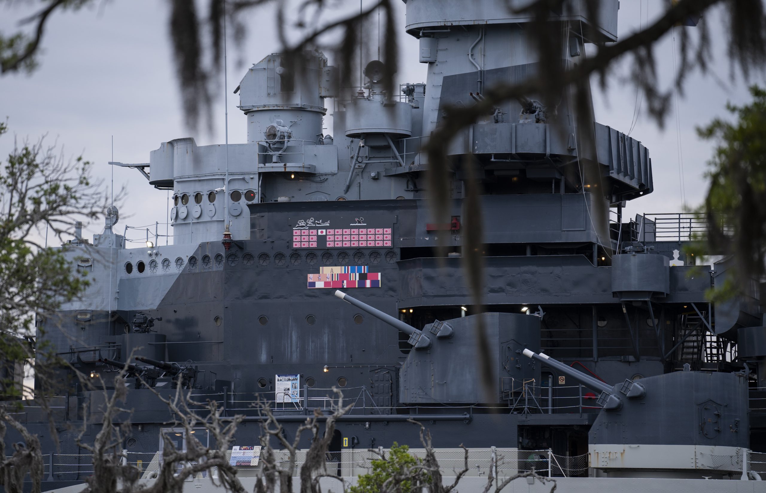 The Dive: The Dive: Battle on the Bridge at the USS NC