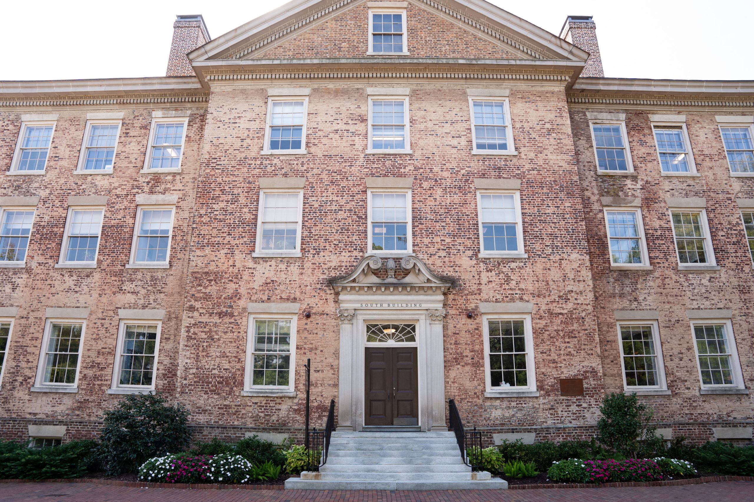 UNC-Chapel Hill Trustees Approve Delayed Tenure Cases